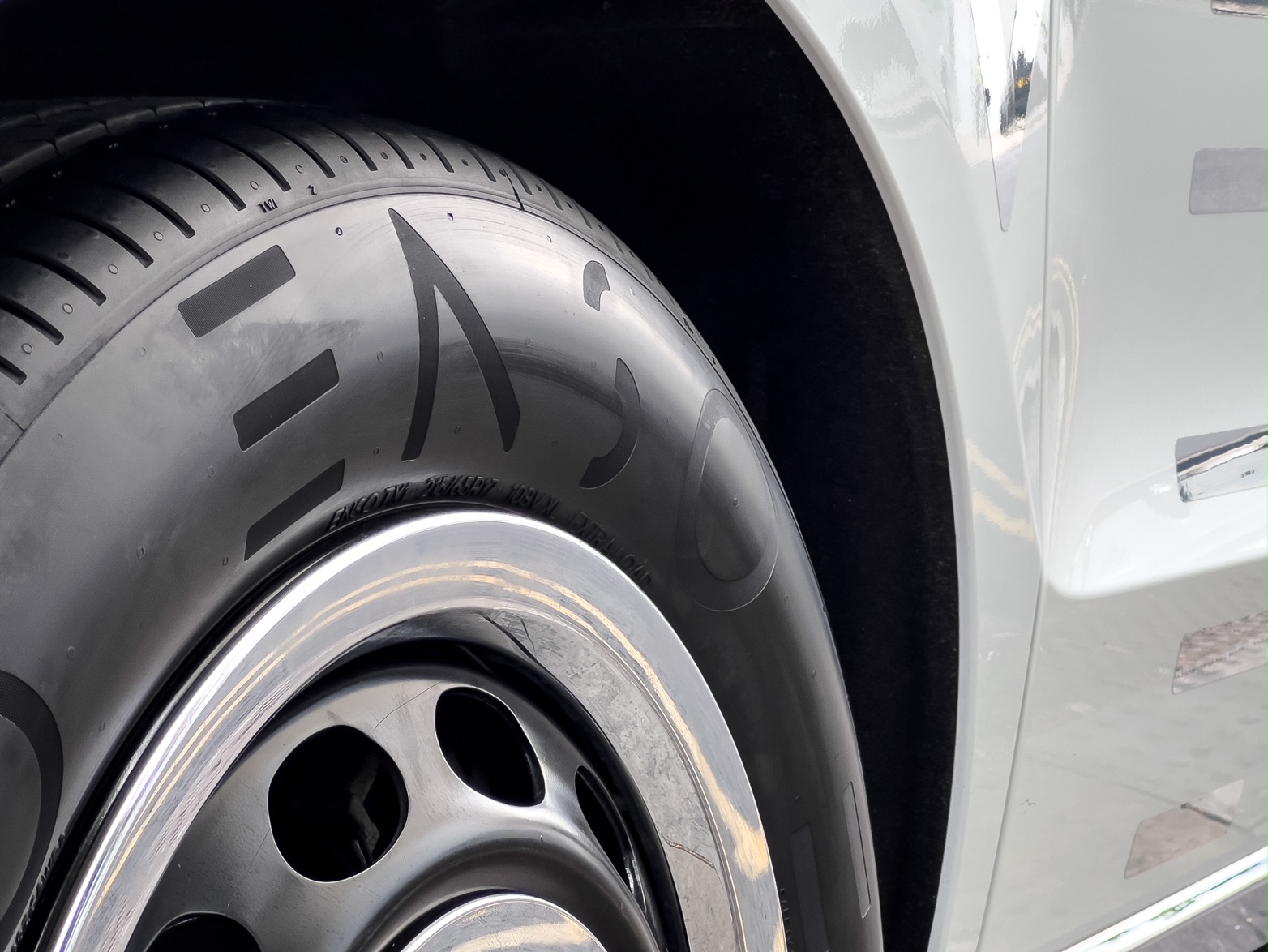 Enso Tyres Launches Pay per mile Tire For Electric Taxis Rubber News Enso Tyres Launches Pay per mile Tire For Electric Taxis Rubber News